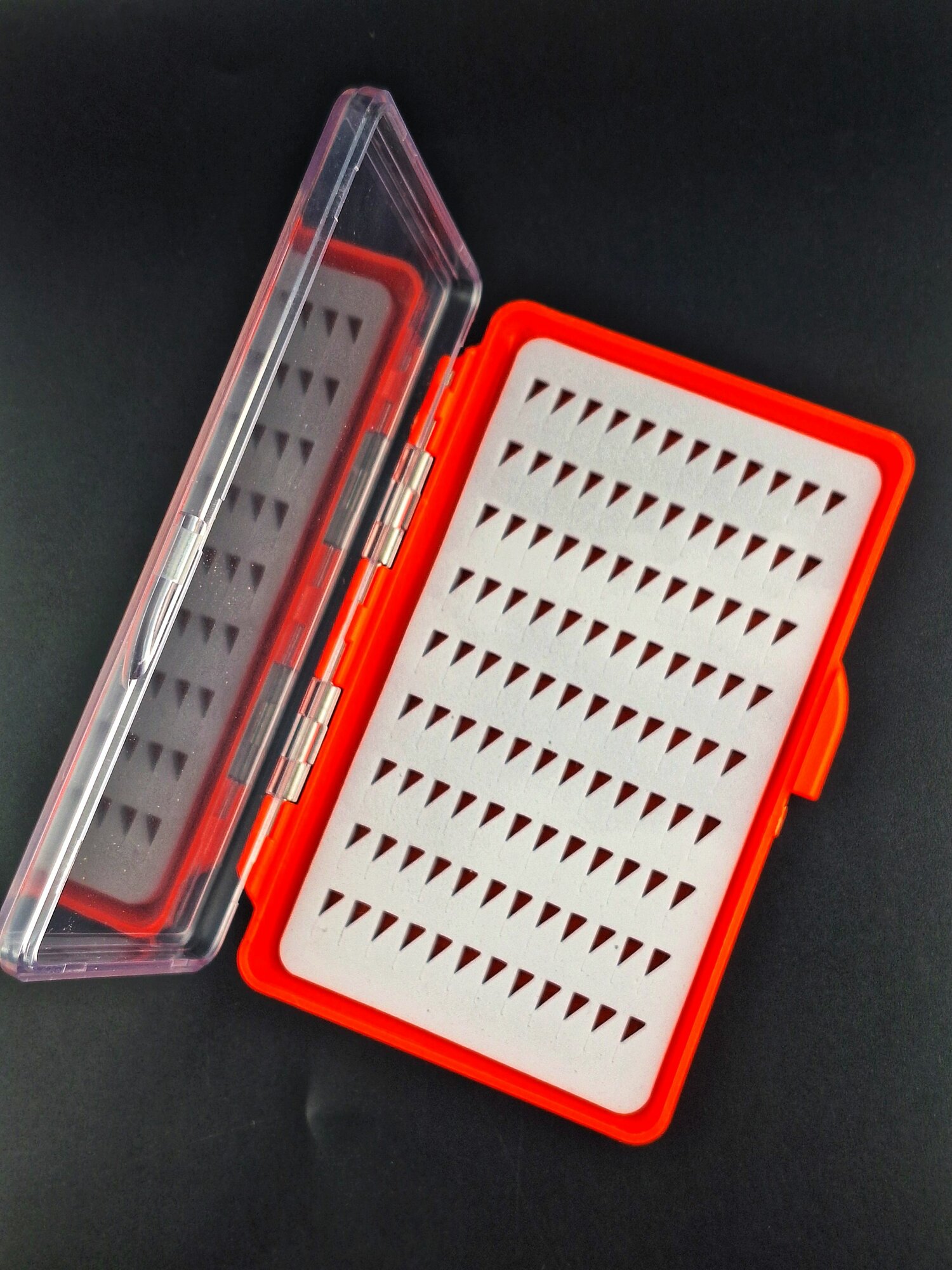 Коробка для мормышек, джиг-головок, мушек и крючков / Мормышница / 140х90х10мм