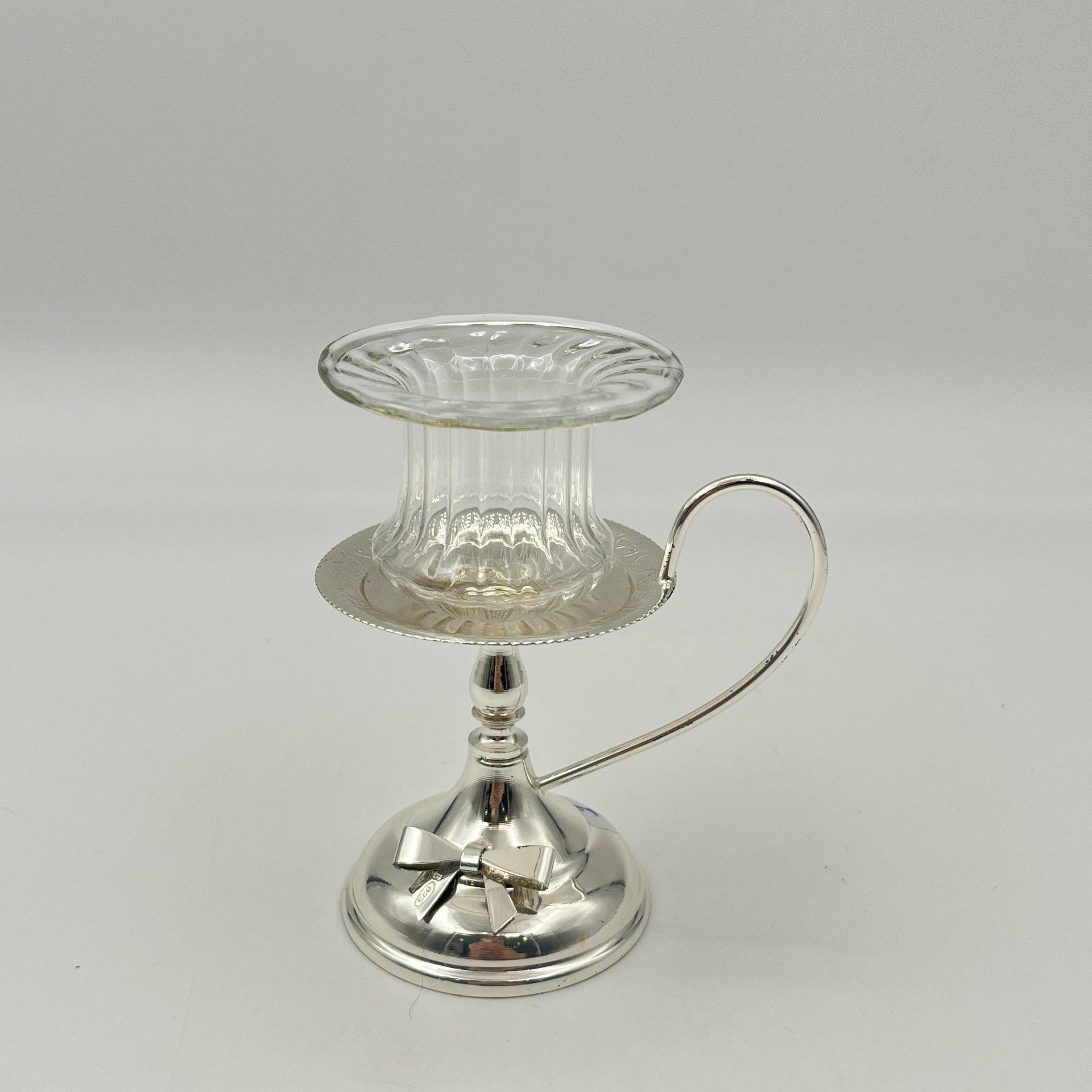 Подсвечник переносной на фигурном основании с бантом, металл, серебрение