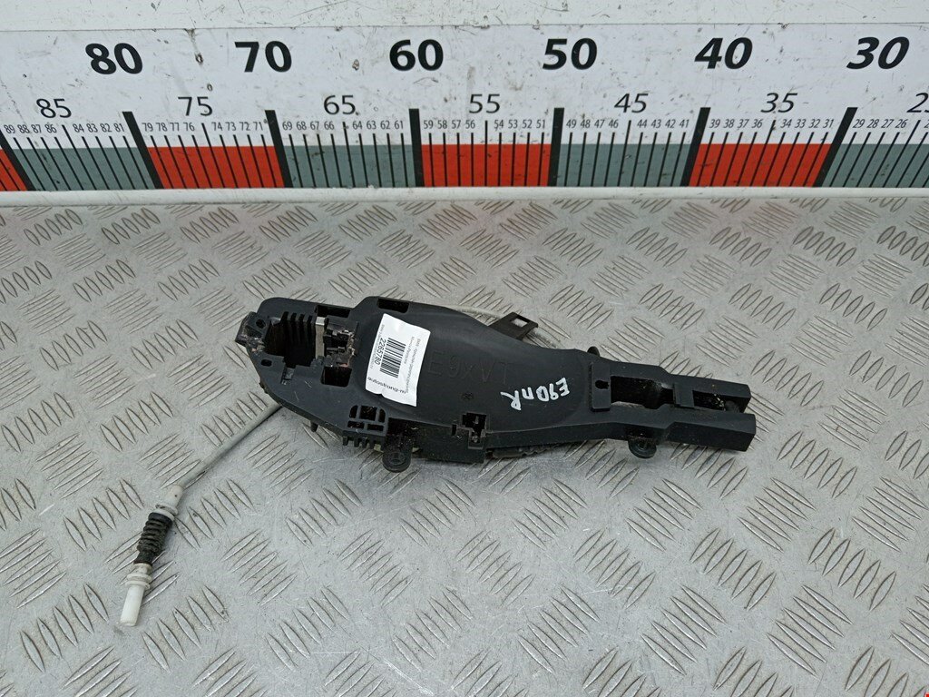 Кронштейн (держатель) ручки двери BMW 3-Series (E90/E91/E92/E93) 51227199839 арт. 2265780