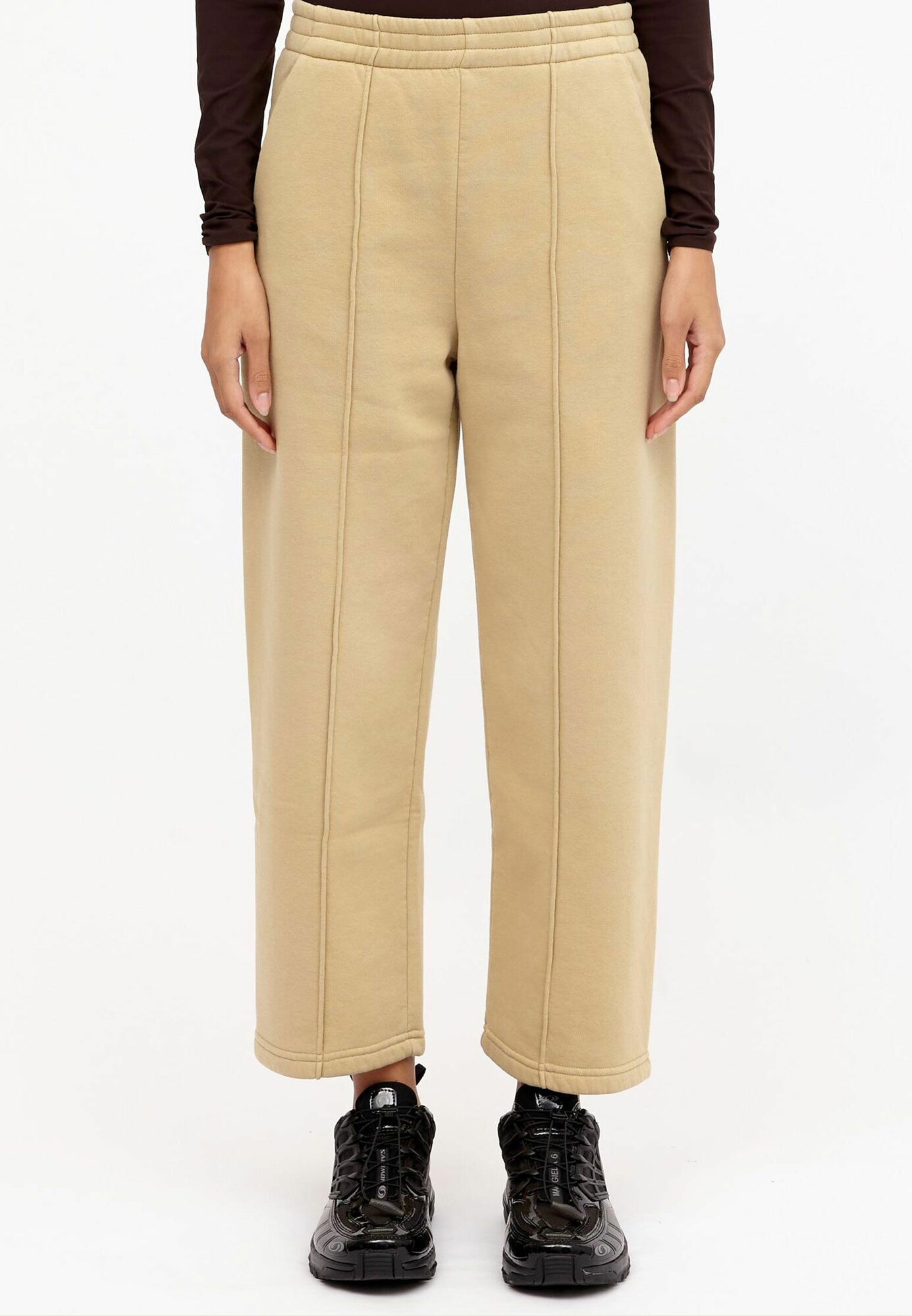 Брюки спортивные