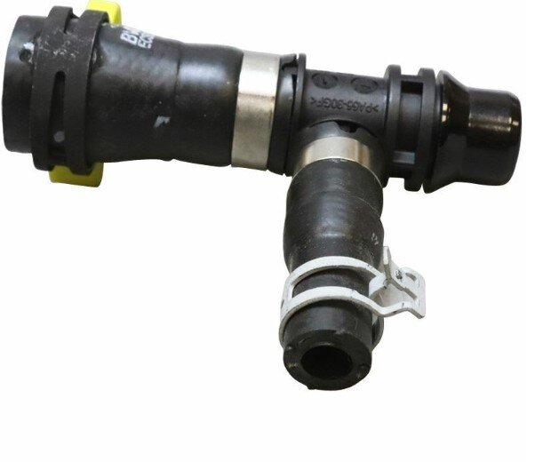 Патрубок отопителя Focus 3 FORD арт. 1829405