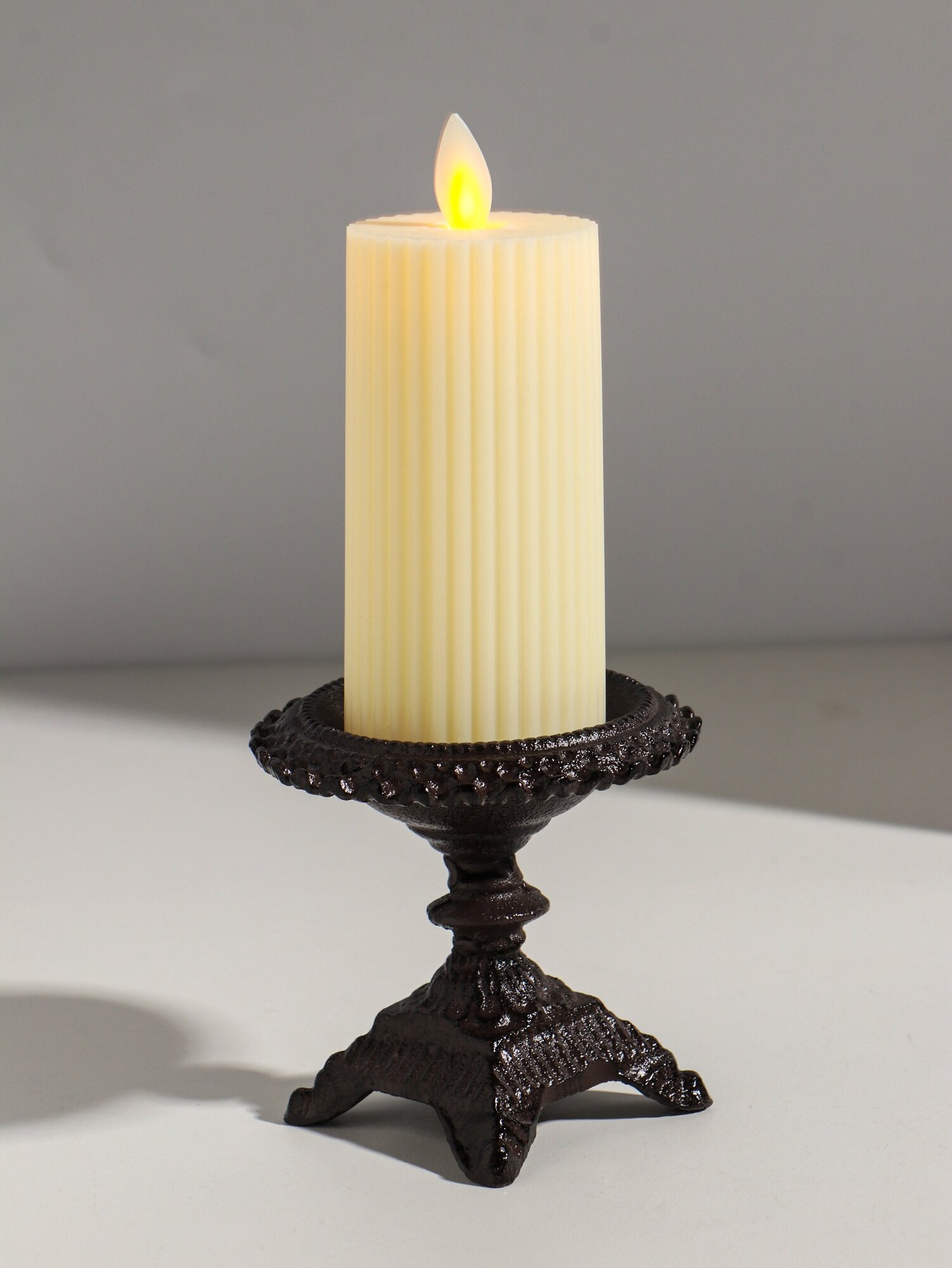 Металлический подсвечник на 1 свечу «Графство», чугун, 9.5×9×9 см