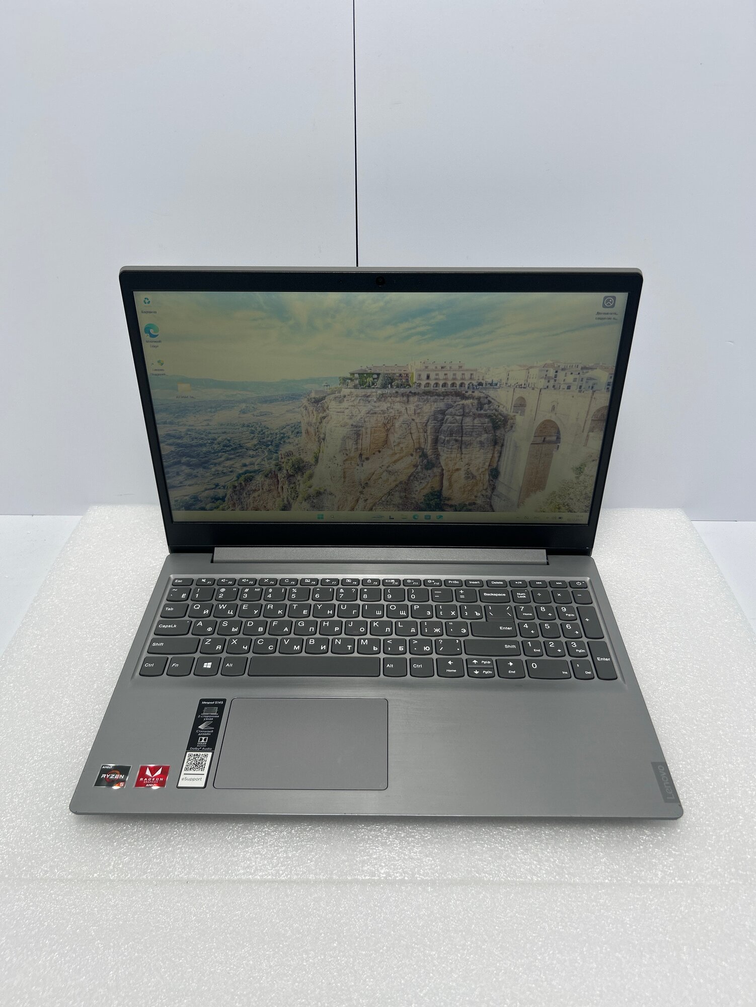 Ноутбук Lenovo IdeaPad S145-15API (81UT00P4RU) 15.6"/AMD Ryzen 5 3500U/RAM 8GB/SSD 512GB/AMD Radeon Vega 8/1920*1080/TN/Windows 11/Подсветка кл-ры: нет/серый. Состояние: Уценка/небольшой след. на матрице от клавиатуры