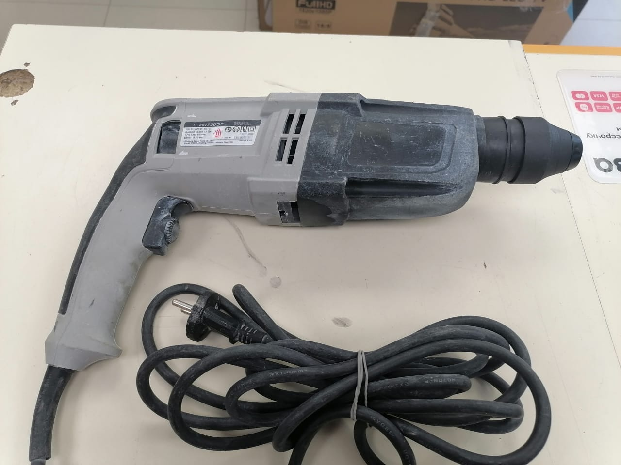 Перфоратор Интерскол П-25/750ЭР патрон: SDS-plus уд:2.6Дж 750Вт (кейс) Уценка