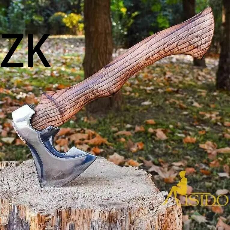 Топор туристический