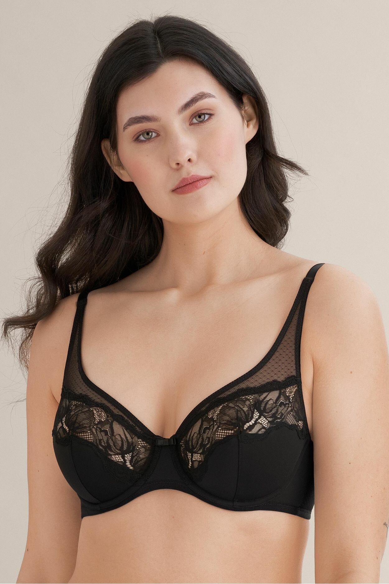 Бюстгальтер Essential