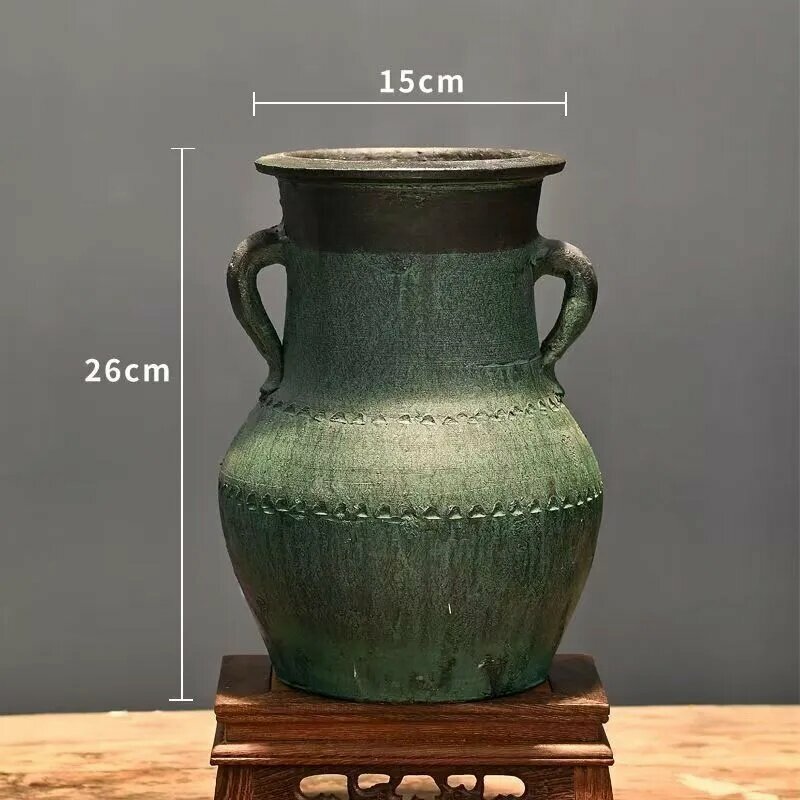 Ваза "Старинная глиняная ваза ручной работы из грубой керамики", 26 см , Керамика, 1 шт