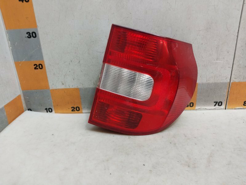 Б/У До 2014 года, оригинал Фонарь задний правый Skoda Yeti 5L 465447 VAG арт. 5L0945112, 5L0945096