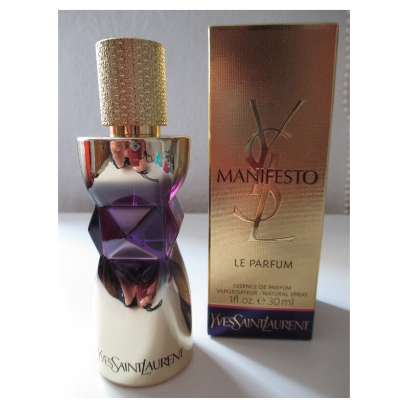 Парфюмерная вода Yves Saint Laurent Manifesto Le Parfum 30 мл
