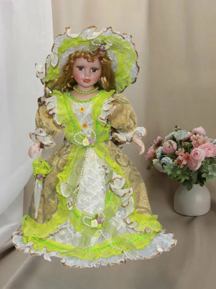 Кукла керамическая фарфоровая декоративная коллекционная интерьерная, Виктори, высота 40 см