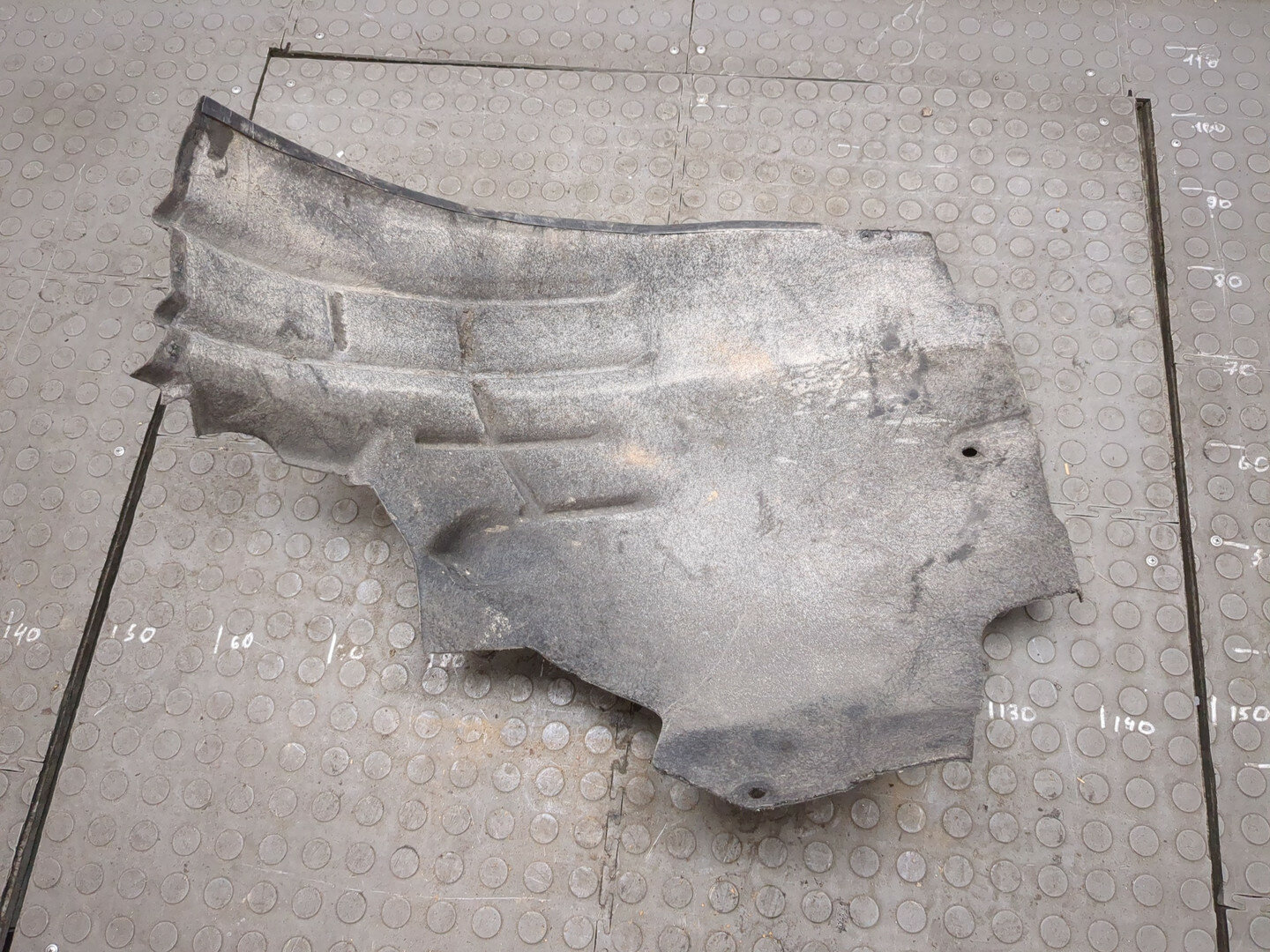 Защита арок (подкрылок) левая передняя Audi Q5 Б/У