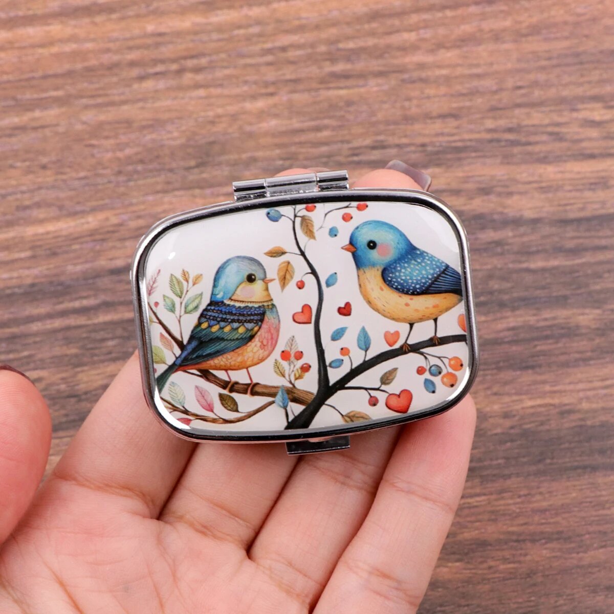 Винтажная таблетница для лекарств 1