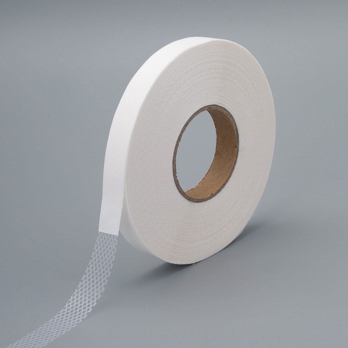 Паутинка клеевая для ткани на бумаге 15 мм*50 м, термоклеевая лента, белая, Айрис