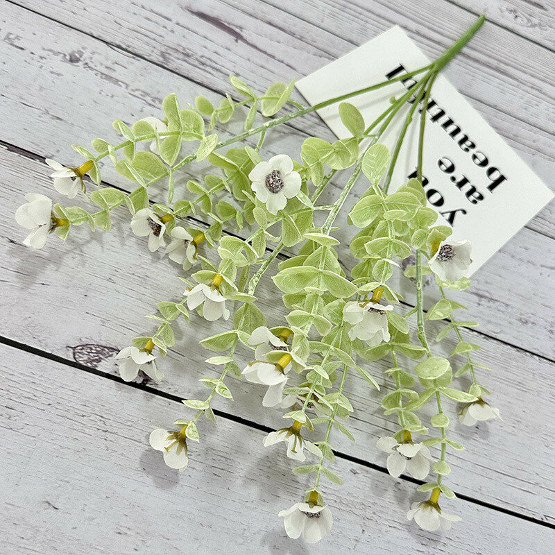 Букет искусственных эвкалиптовых цветов с ручной работой для украшения гостиной и офиса кремовый белый