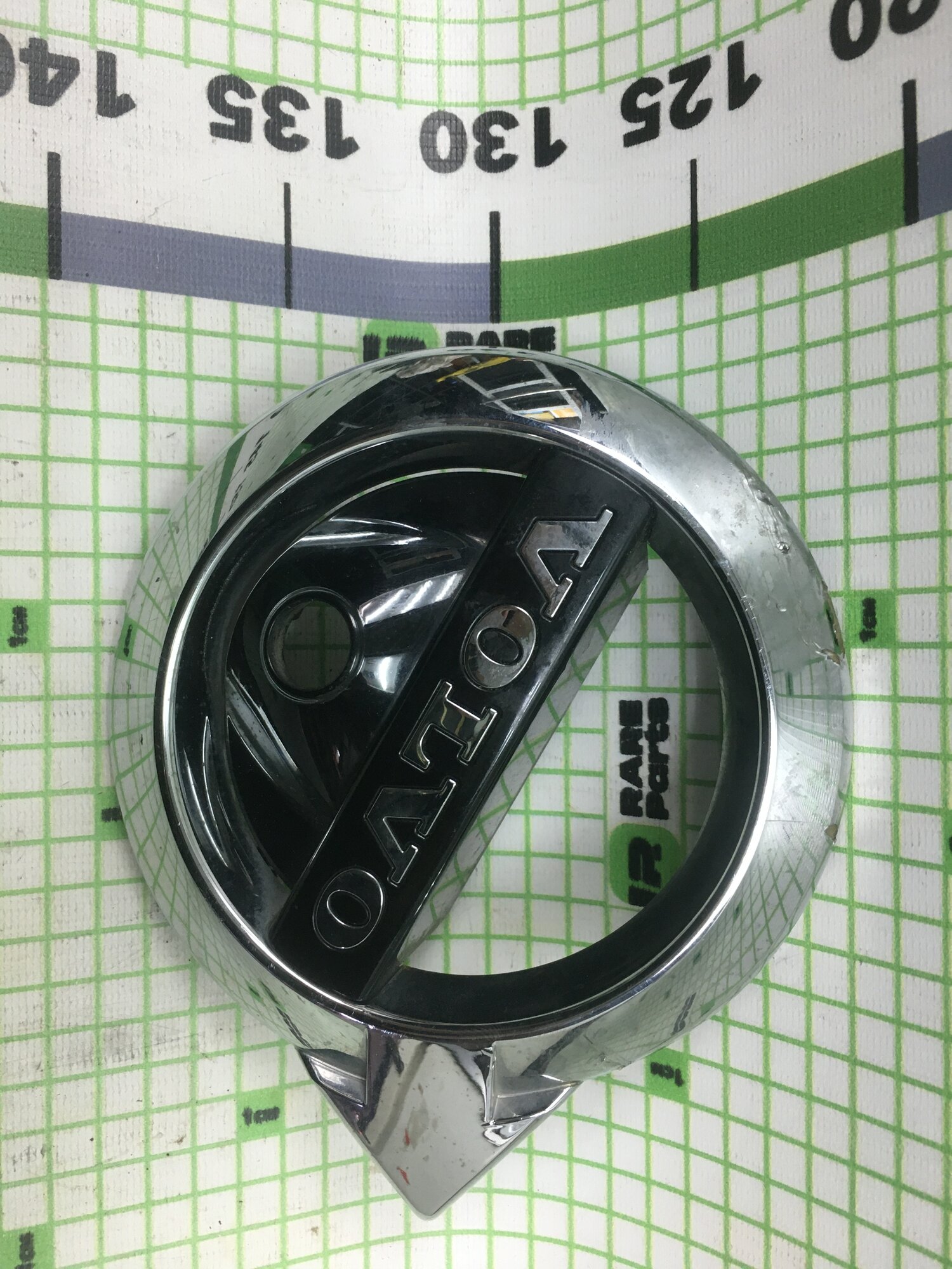 Эмблема решётки радиатора (передняя) Volvo Xc-90