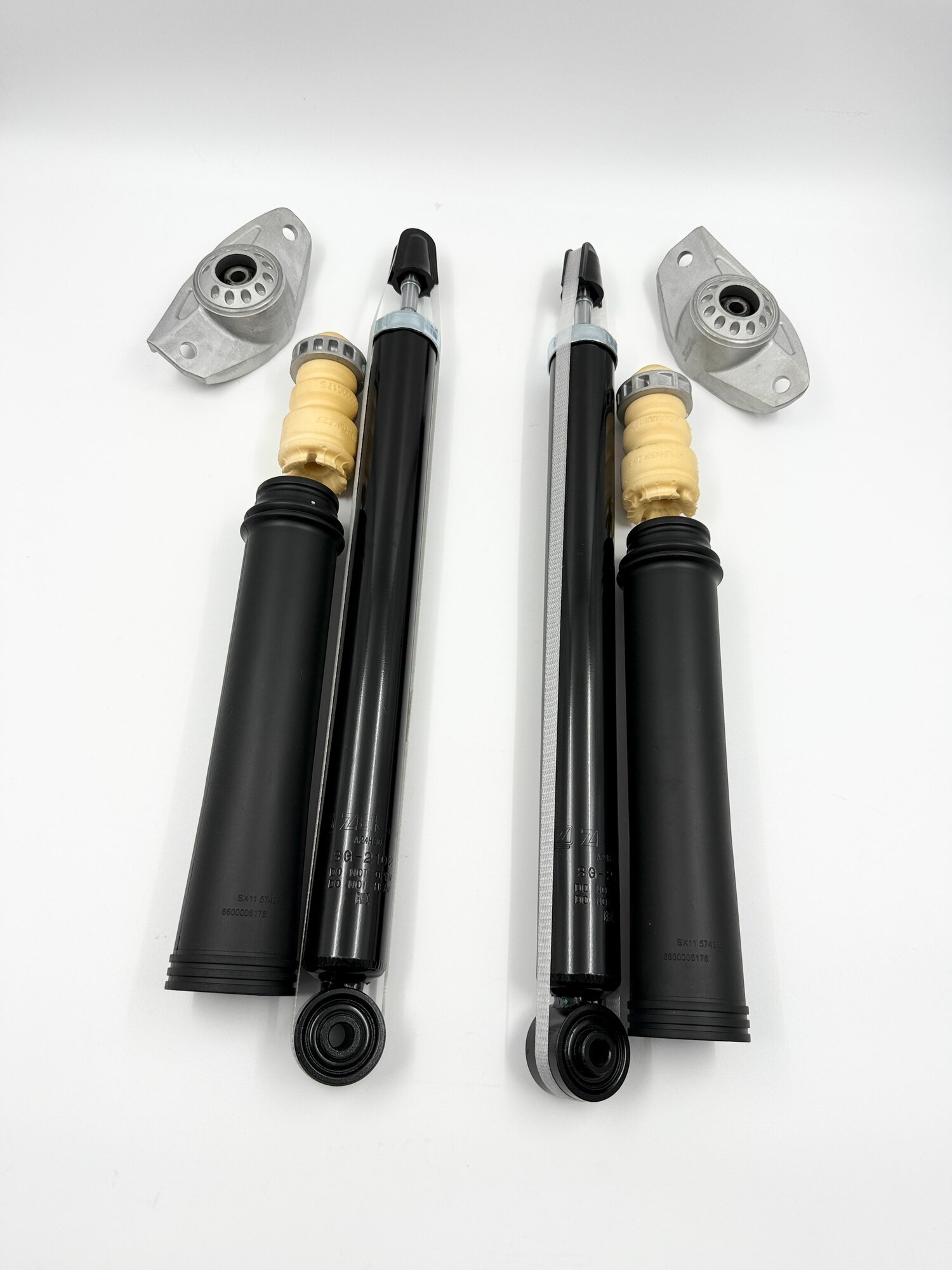 Амортизаторы ZEKKERT, для Geely Coolray 19- , SG-2102, задние, опоры и пыльники с отбойниками, к-кт.