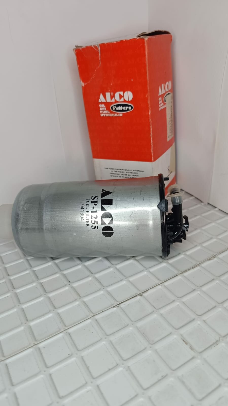 Фильтр топливный ALCO FILTER SP1255 6Q0127400A 6Q0127400B 6Q0127401 для SEAT Cordoba, Ibiza III; Skoda Fabia I; VW Polo