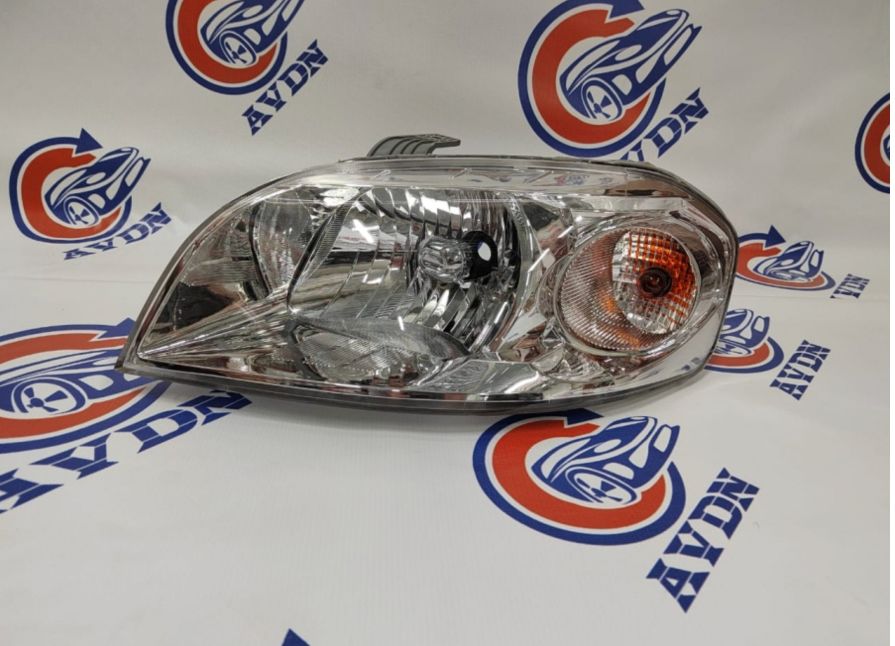 Фара левая CHEVROLET AVEO T250 06-11 с корректором производитель Jorden