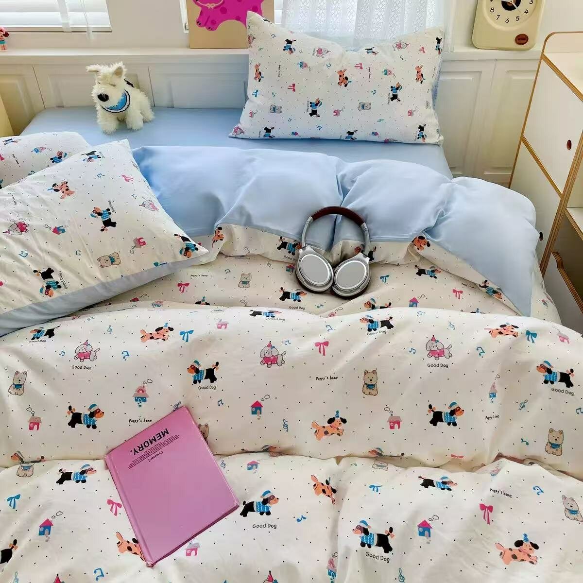 Комплект постельного белья MINISO Hello Kitty розовый 220x260cm 3PCS, Черный