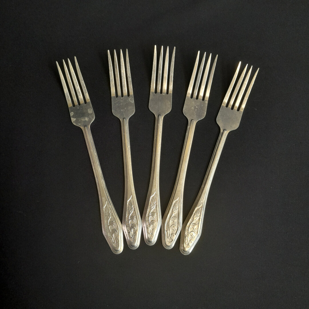 Набор столовых вилок , нержавейка 5 шт , винтаж СССР