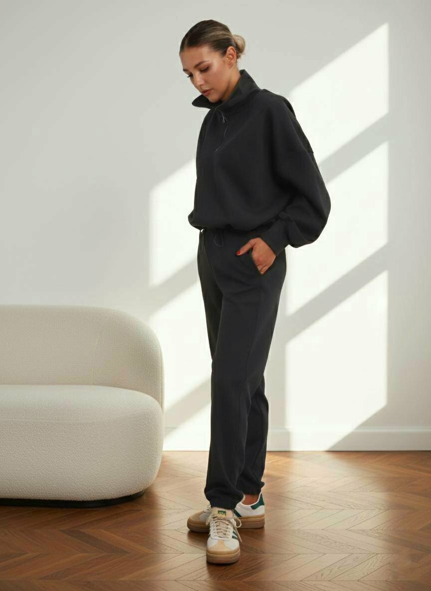 Костюм спортивный