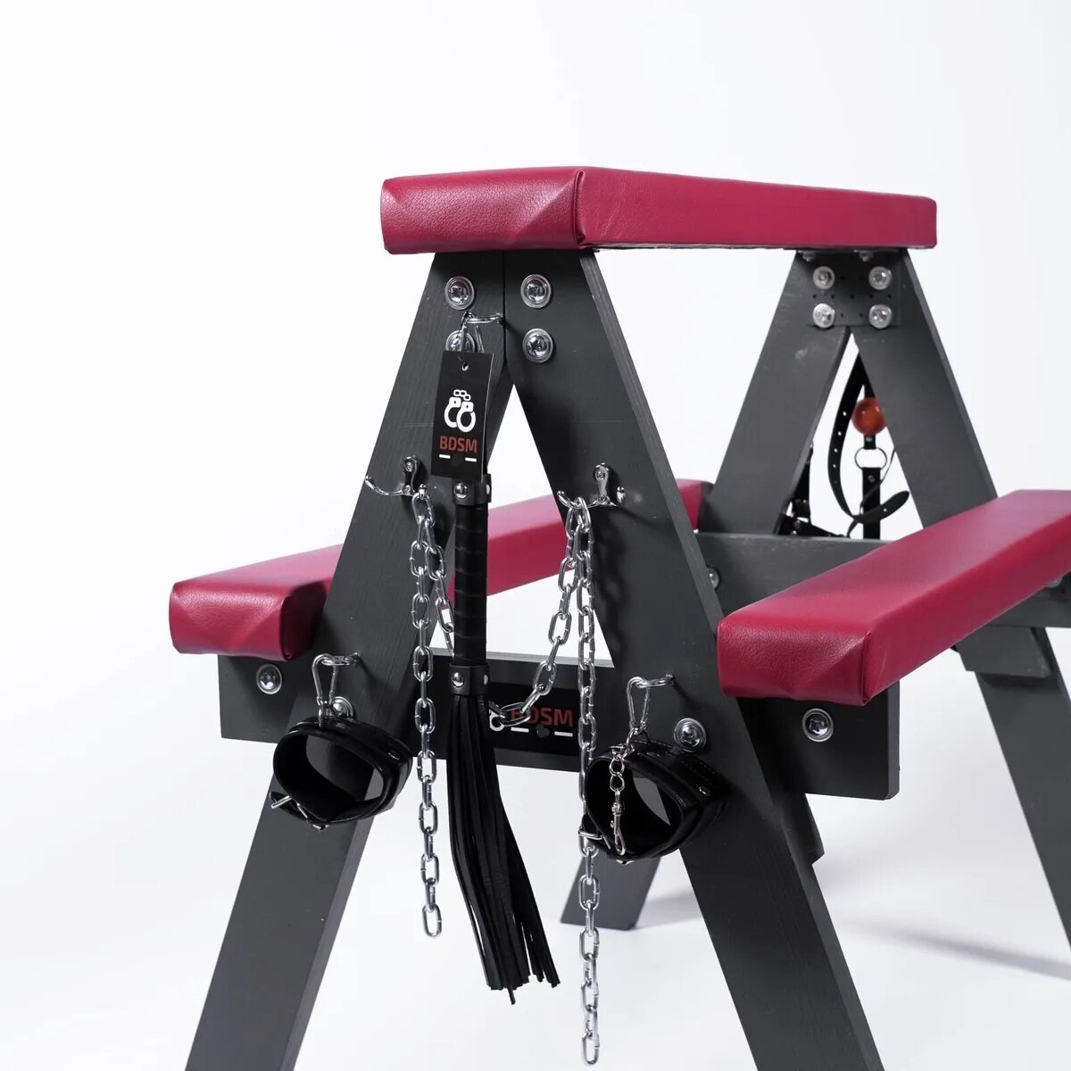 БДСМ сстойка