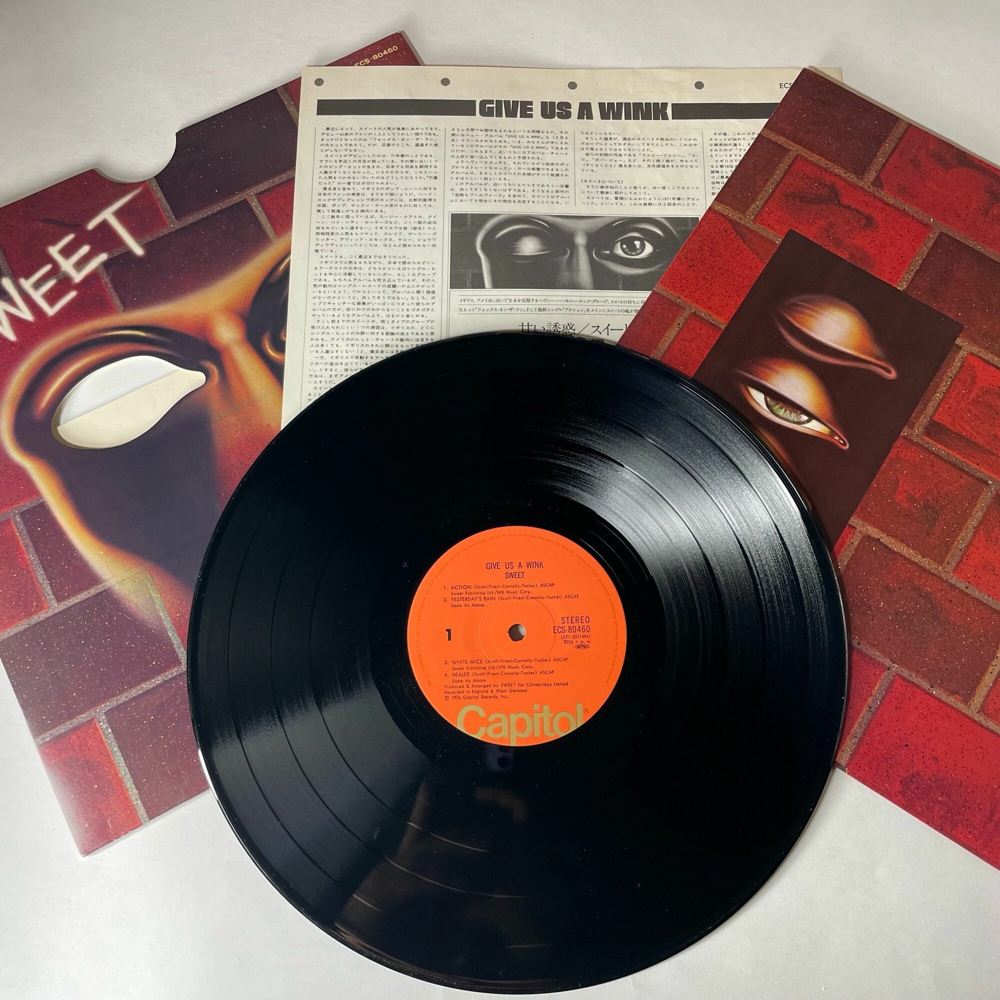 Винтажная виниловая пластинка LP Sweet Give Us A Wink (Япония 1976) (Без Оби) Fox On The Run