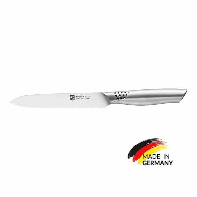 Универсальный нож ZWILLING Profile пр-ва Германии, кованный, зубчатое лезвие 13 см, монолит