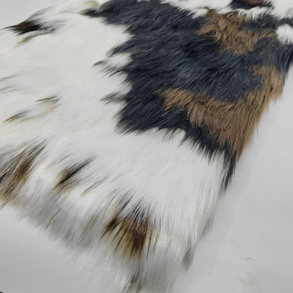 Искусственный мех белого цвета с принтом молочной коровы 180 см wide180cmx50cm