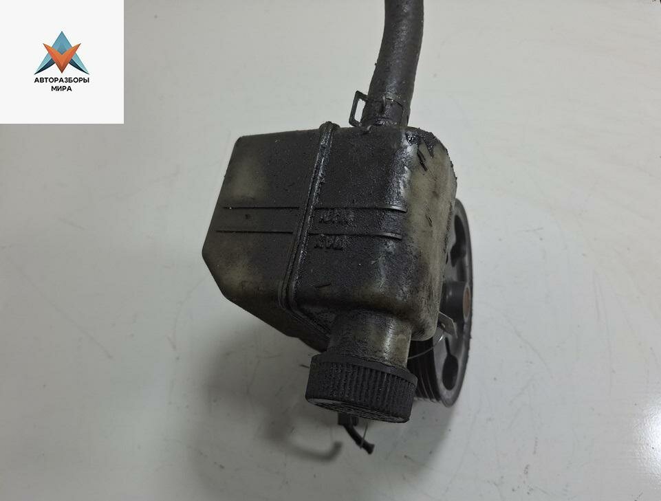 Насос гидроусилителя руля Mazda 6 GG рест. 2005