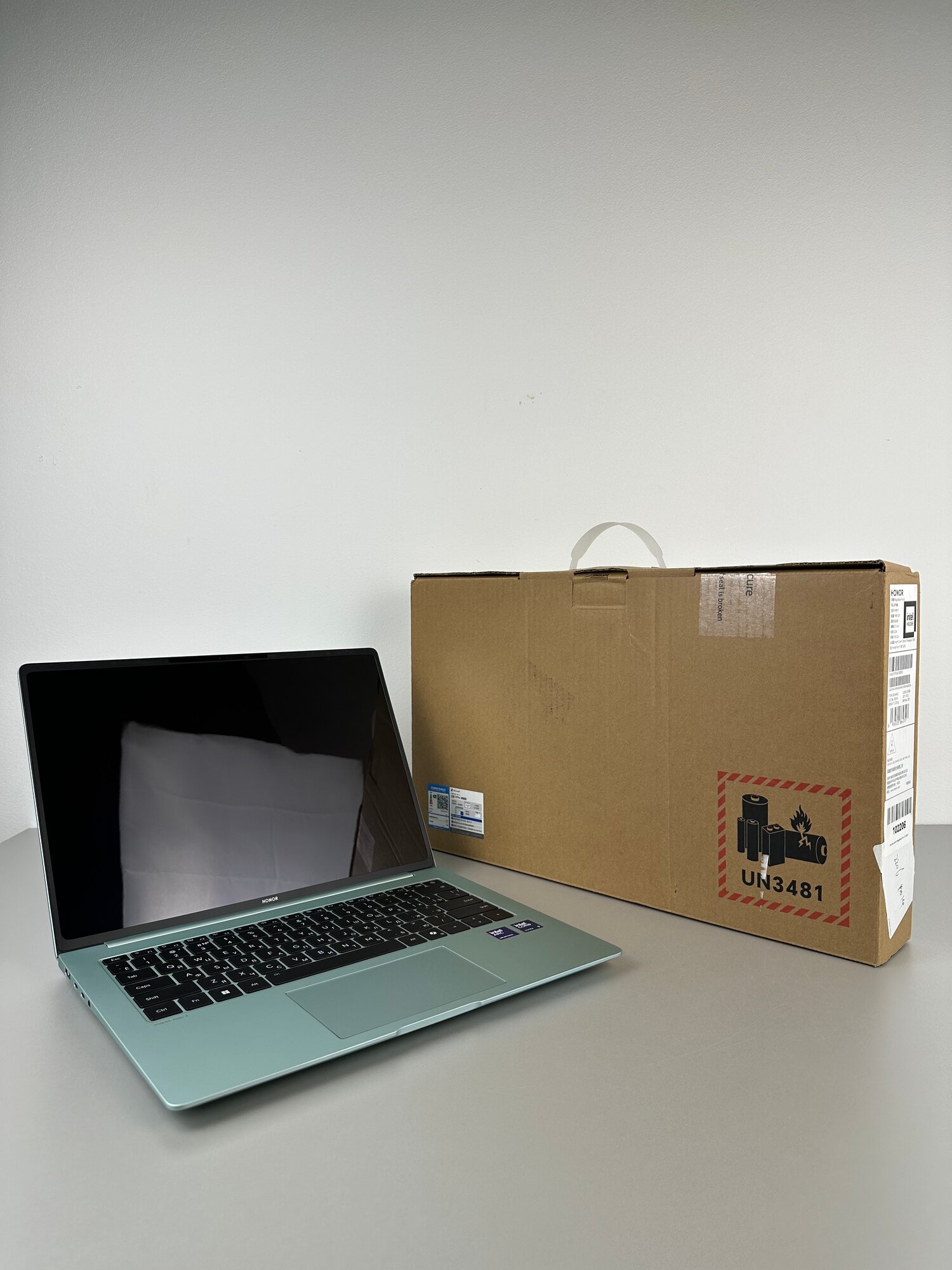 Ноутбук Honor MagicBook Pro 14 / Ultra 5 225H, 32GB, 1TB, Зеленый