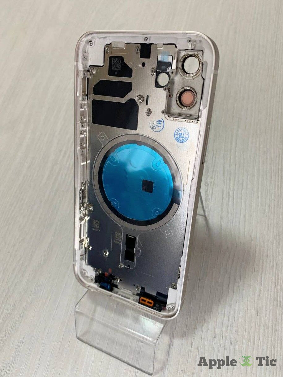Корпус для IPhone 12 белый (WHITE), комплект кнопок, сим-лоток — фото 1