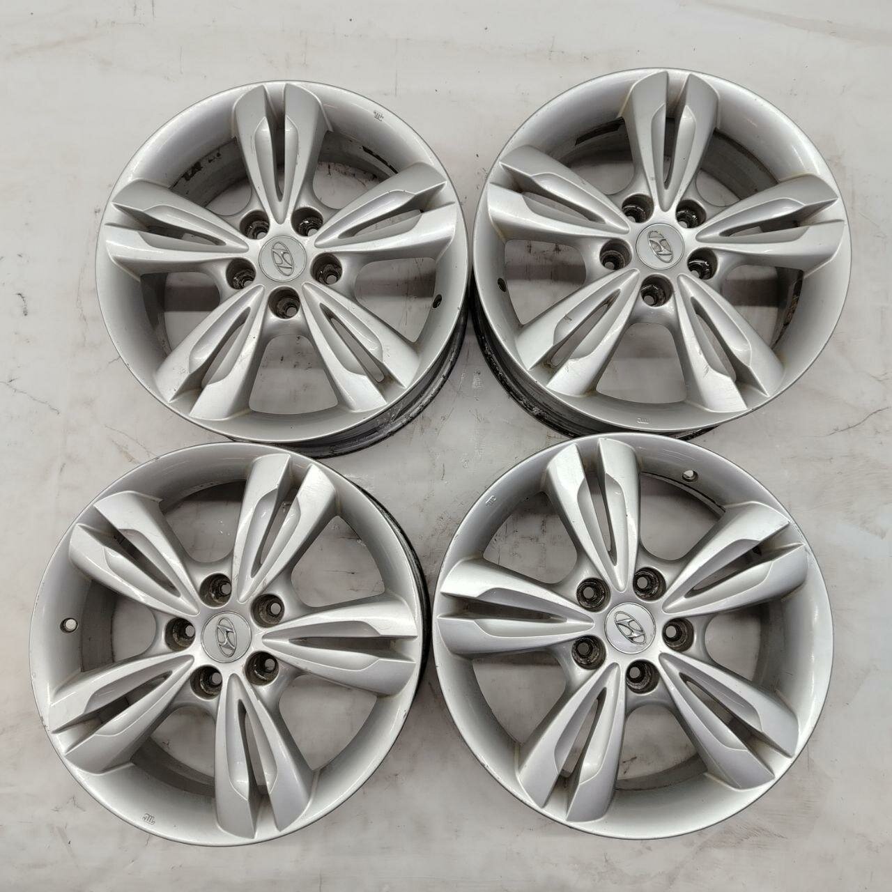 Колесные диски Hyundai 17x6.5 PCD 5x114.3 D67.1 ET48 (оригинал)