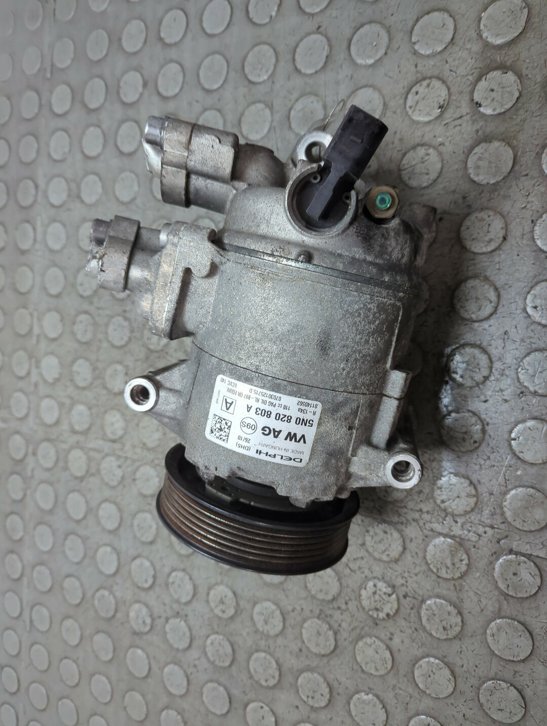 Компрессор кондиционера Volkswagen Golf Plus Б/У