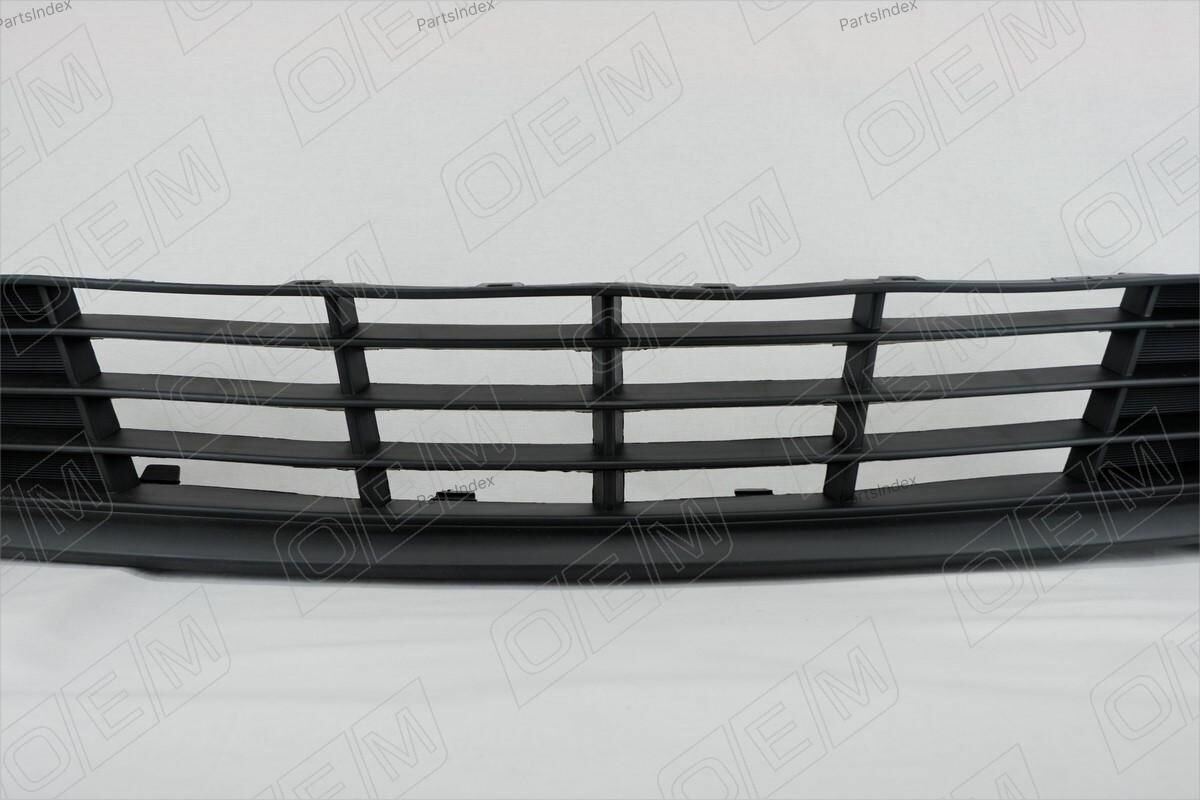 Решетка в бампер нижняя Kia Rio 4 FB седан, 2020-нв, O.E.M. OEM3773