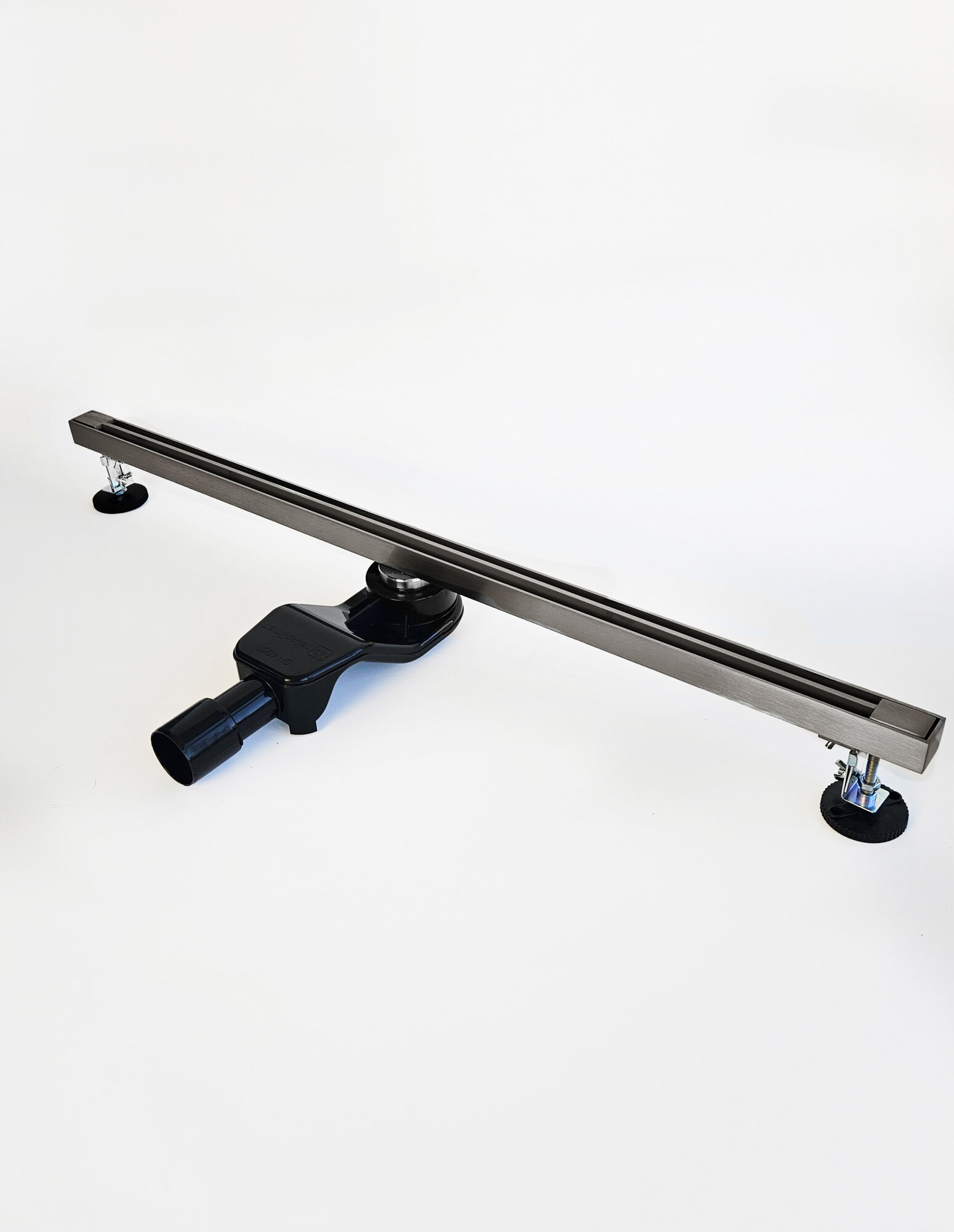 Душевой трап 90 см WONZON & WOGHAND, Темный графит (WW-65409T-GM)