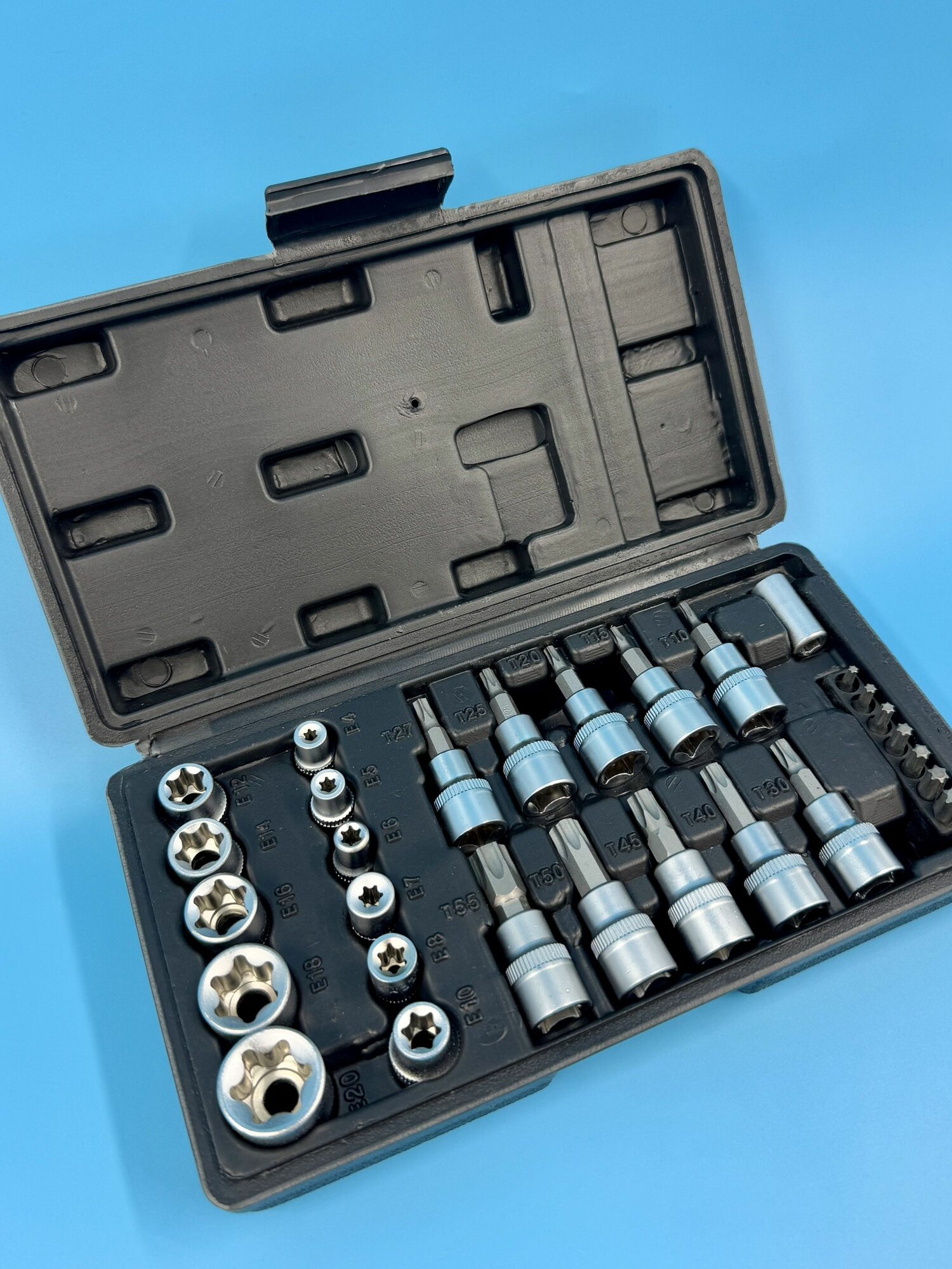 Набор торцевых головок 1/2" + ударные биты 29 предметов в кейсе — для пневмо- и электро-гайковёрта Cr-V