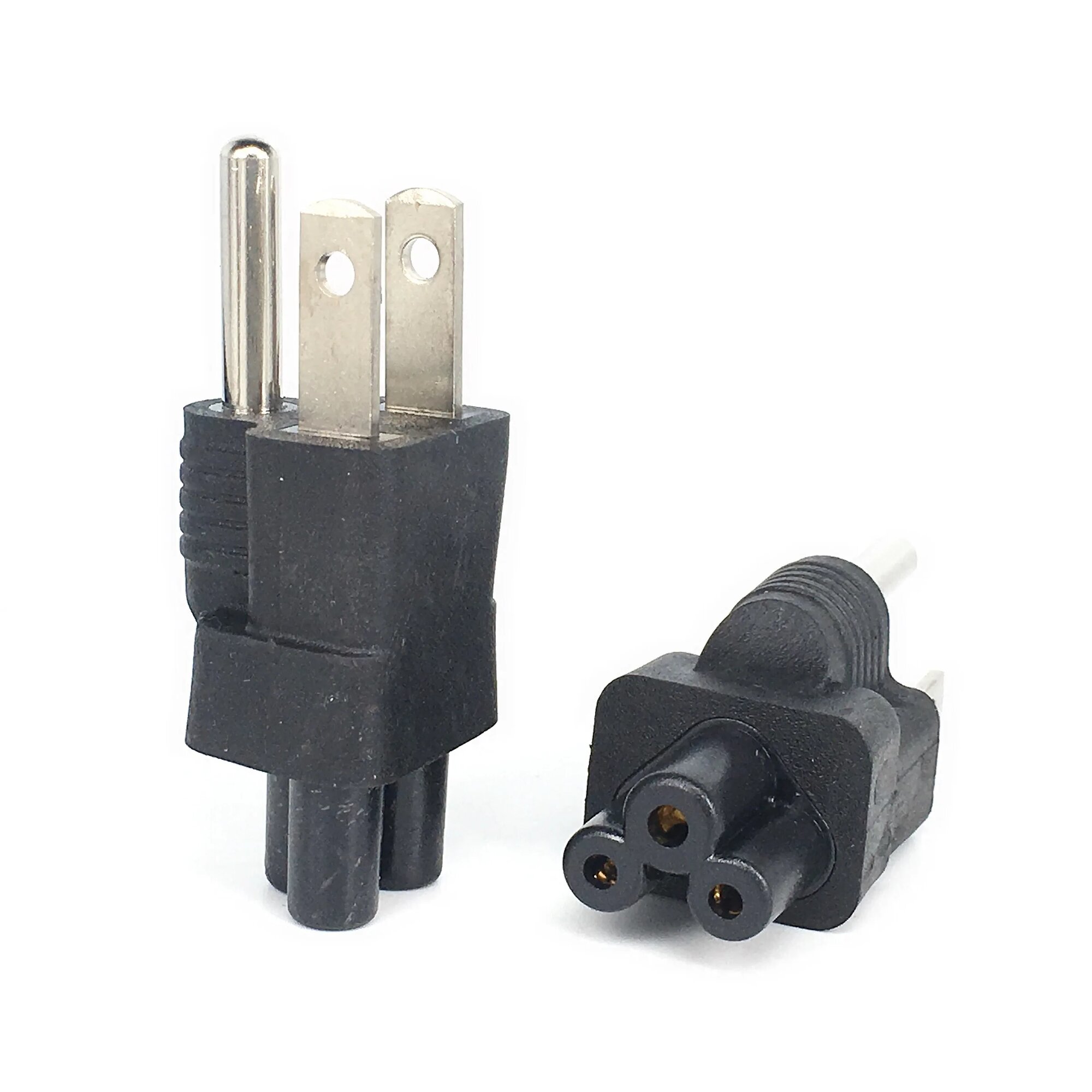 США Адаптер кабеля питания переменного тока IEC C5 к NEMA 5-15P Адаптер штепсельной вилки IEC C5 к США NEMA 5-15P