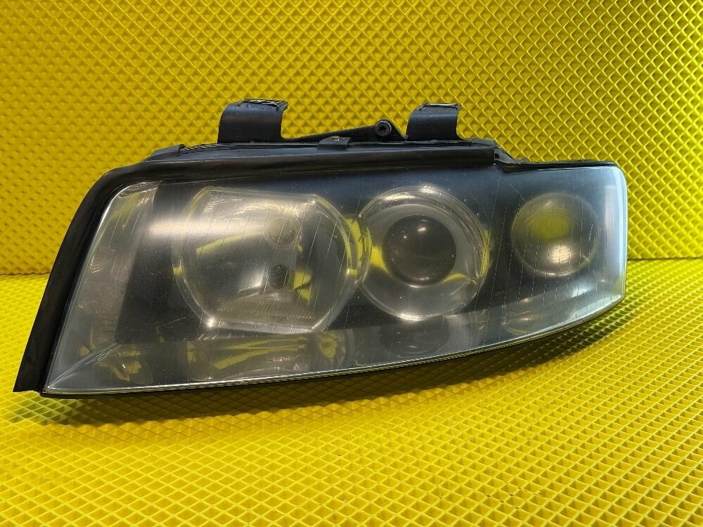 Фара передняя левая Audi A4 B6 (2000—2006) 89305690