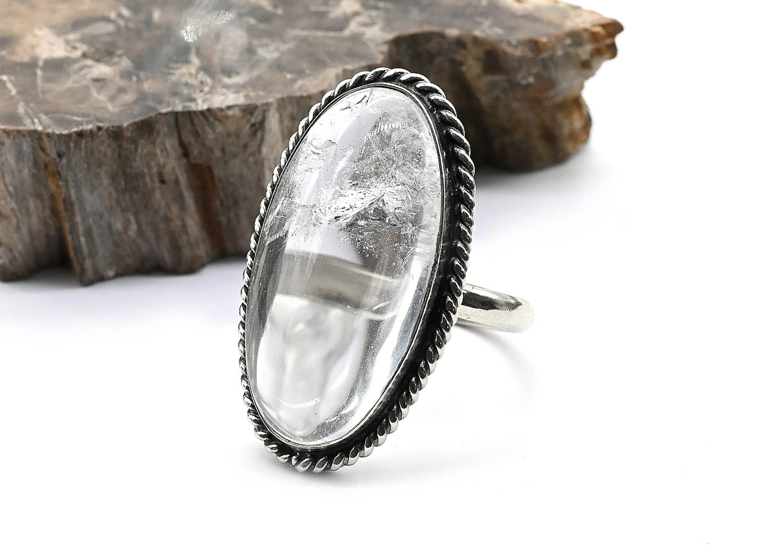 Кольцо, горный хрусталь