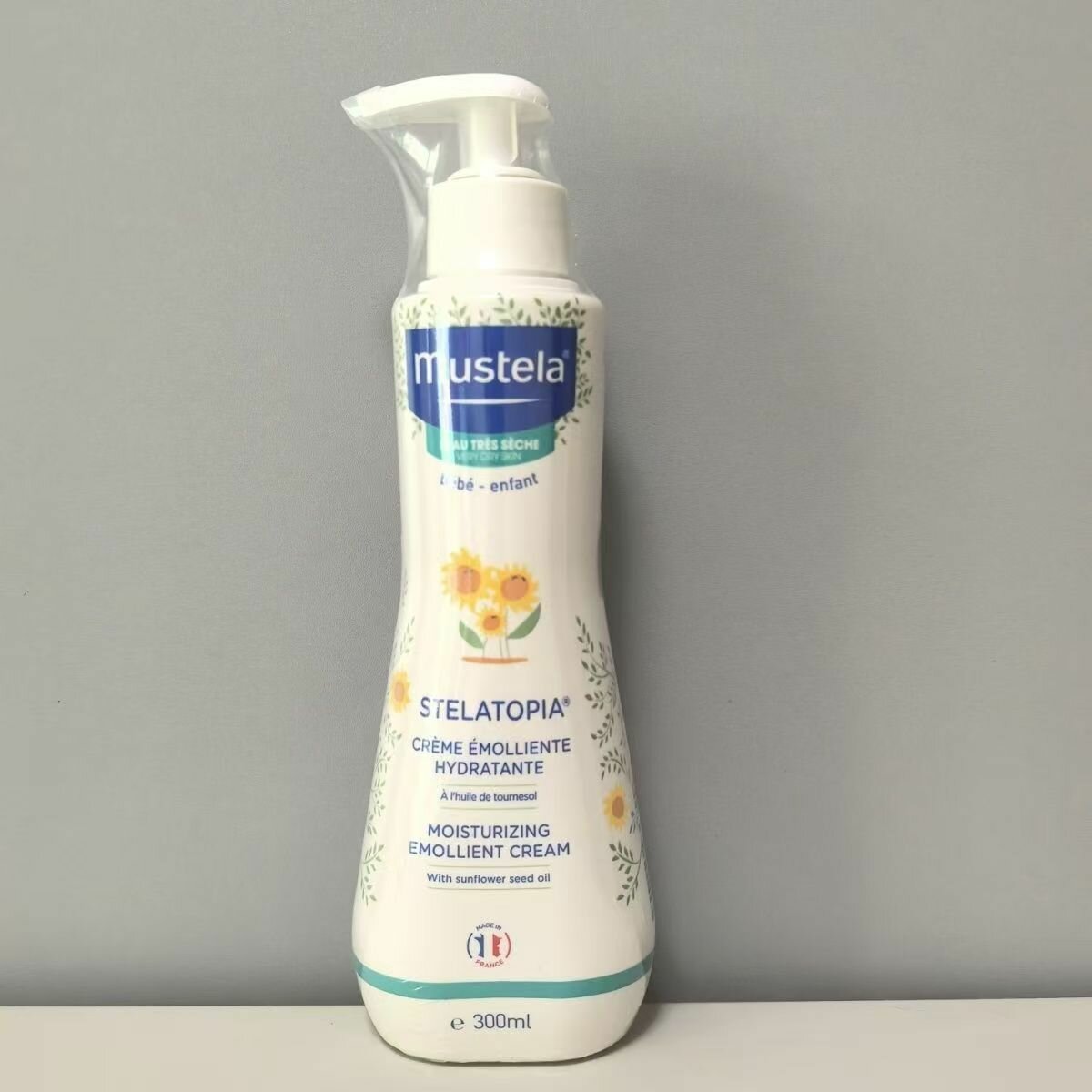 Mustela Крем-эмолент Stelatopia, 200 млДействует до октября 2026 г.