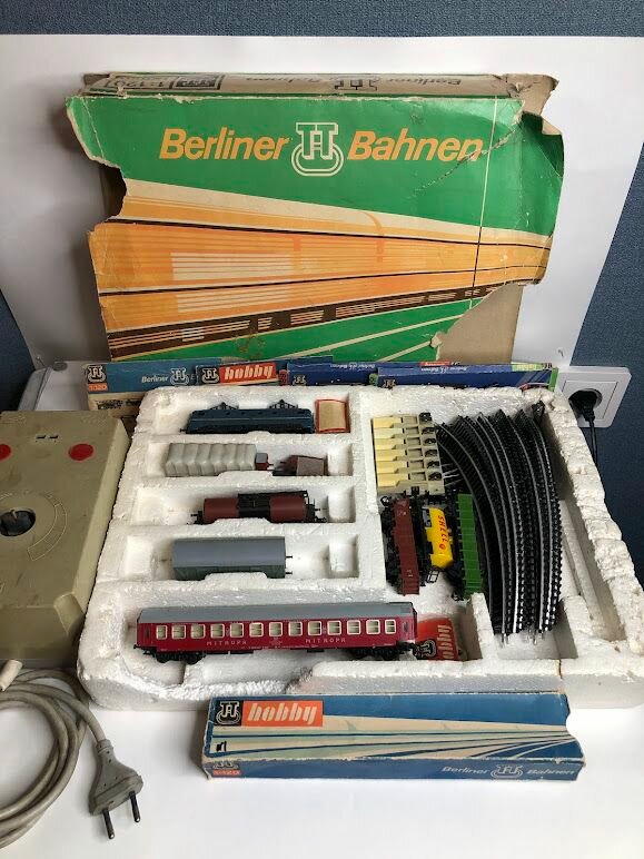 Игрушка, конструктор электрическая, ГДР Berliner TT Bahnen "железная дорога", 39*28см, металл, пластмасс