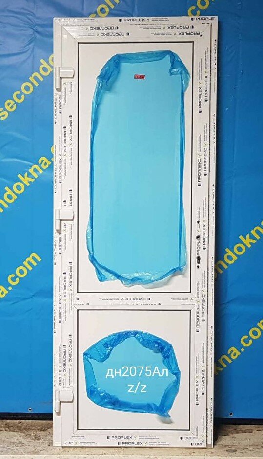 Дверь пластиковая входная (новая) 2000(в)х750(ш)