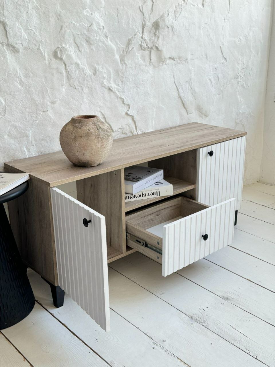 Комод тумба №2 узкий с ящиком (100х33х47 см), Дуб крафт серый/МДФ Белый софт, шариковые направляющие, петли с доводчиком