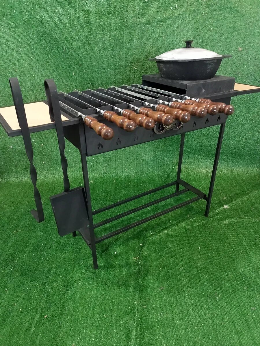 Лофт кованый мангал. Полный комплект с казаном чугунным наманганским 4литра и подказанником. Усиленый барбекю + шампуры