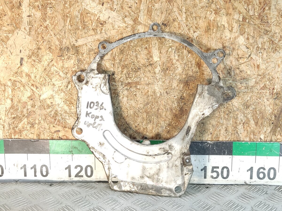 Кожух сцепления SKODA Octavia 2000 2011 06A103645