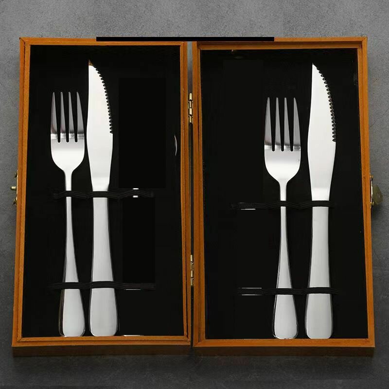 Утолщенный нож для стейка и вилка из нержавеющей стали, двухкомпонентный набор, западная посуда, трехкомпонентный набор, ложка, подарочная коробка, европейский стиль для домашнего использования