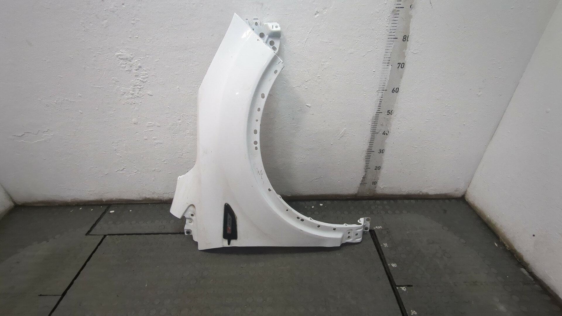 Крыло правое переднее Ford Kuga Б/У