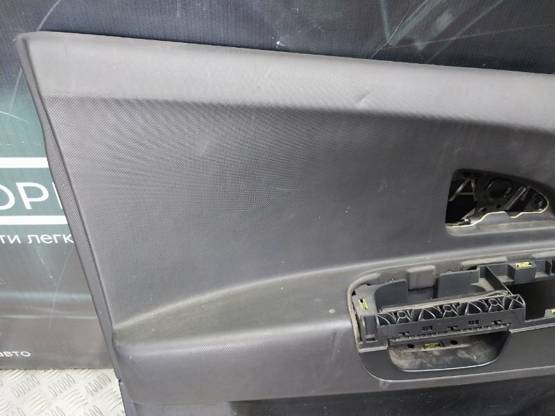 Обшивка боковой двери Левый Передний Kia Ceed 2006-2010 (1.6 G4FC) Б/У с пробегом Арт. 82310-1H000 — фото 1