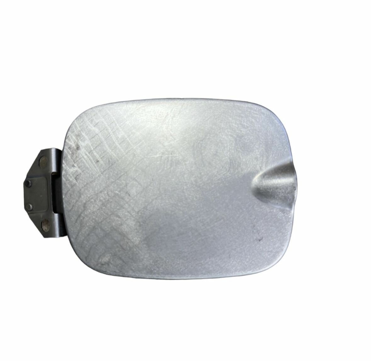 Лючок бензобака на Шевроле Нива 2123